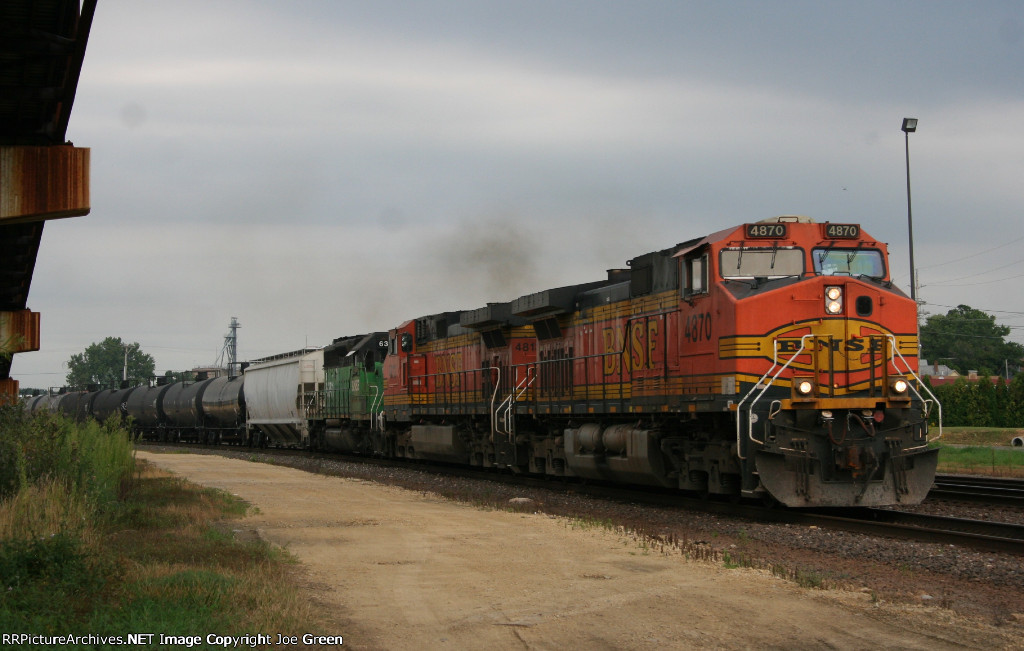 BNSF 4870